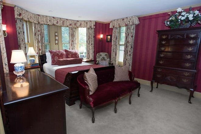 ivy lodge bed and breakfast