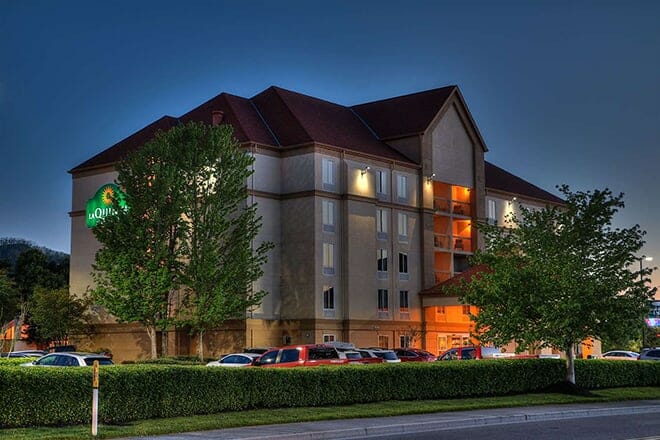 la quinta inn & suites by wyndham pigeon forge