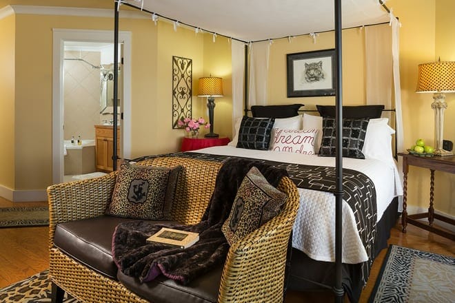 lookout point lakeside inn