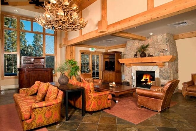 mountain thunder lodge