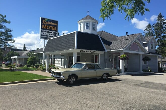 rainbow motel