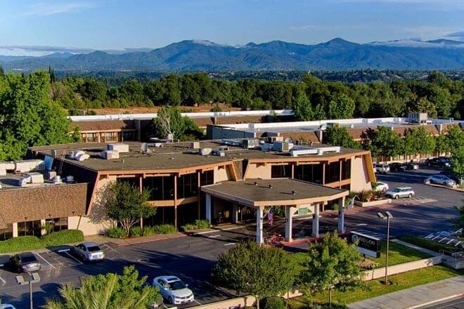 red lion hotel redding