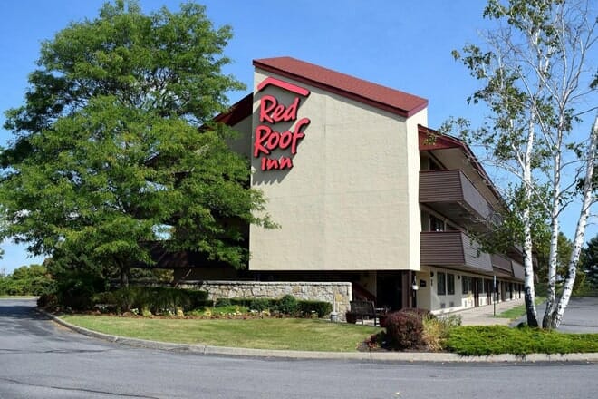 red roof inn syracuse