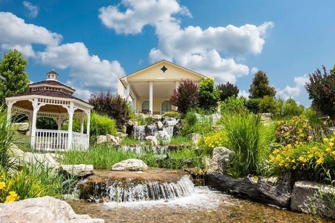 savannah house hotel