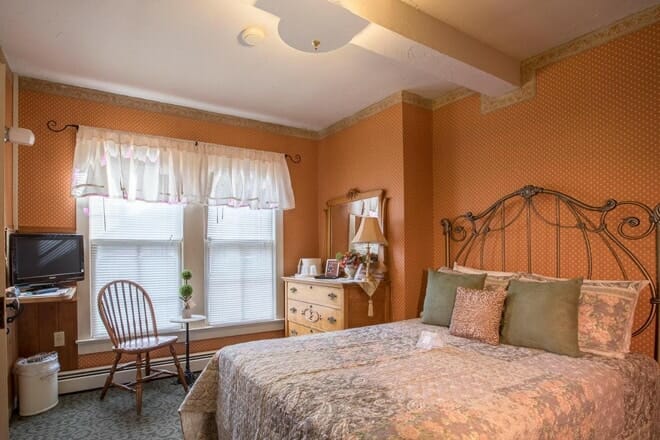 stroudsmoor country inn &mdash; stroudsburg