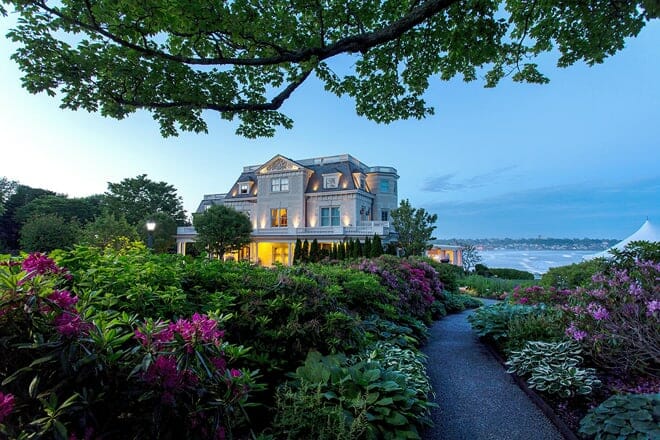 the chanler at cliff walk