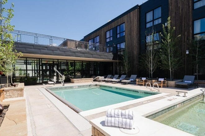 The Cloudveil, Autograph Collection