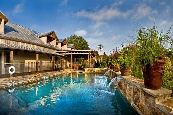 the lodge above town creek