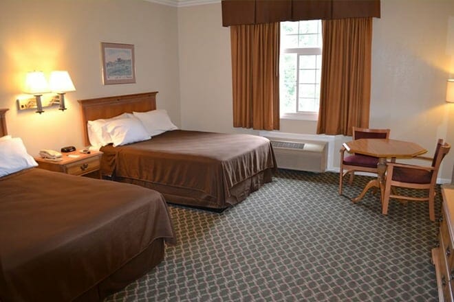 The Miramar Inn & Suites