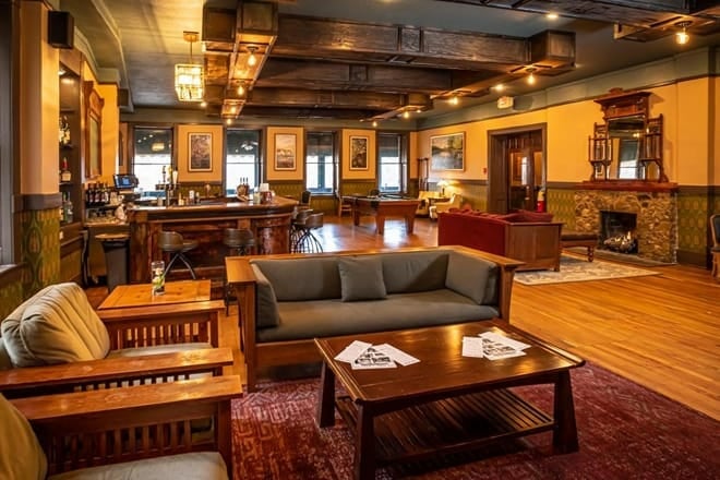 1905 basin park hotel