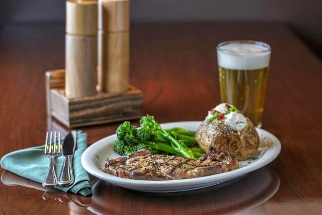 bighorn caf&eacute; bar