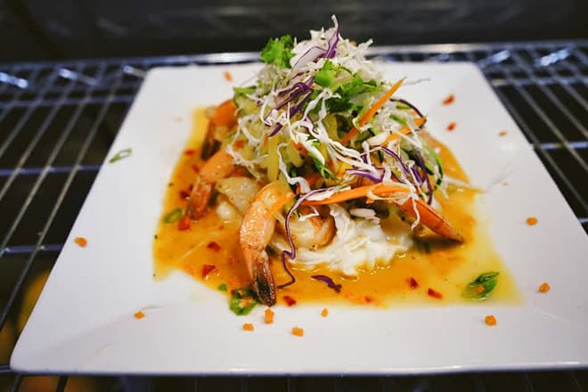 Bon Manjer Restaurant & Ultra Lounge