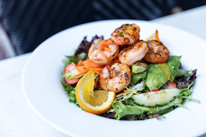 Chive Sea Bar & Lounge