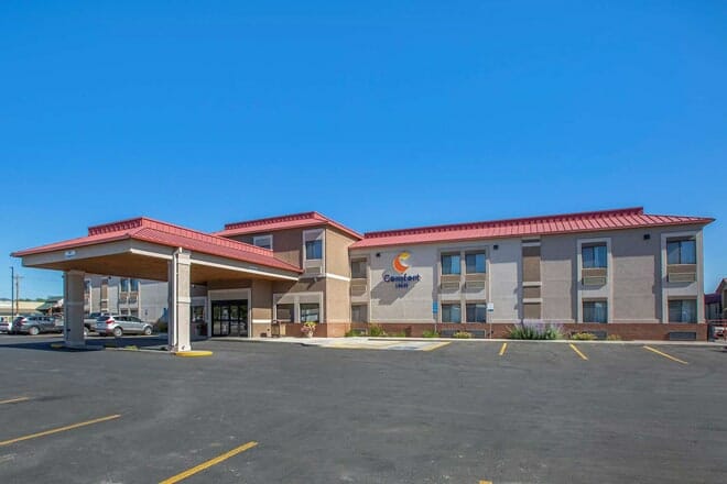 comfort inn at buffalo bill village resort