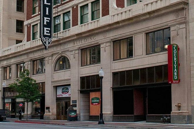 courtyard tulsa downtown