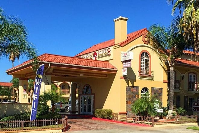 dynasty suites hotel