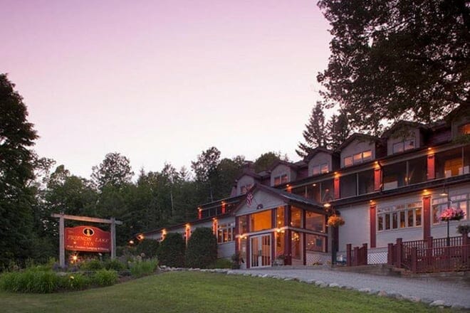 friends lake inn