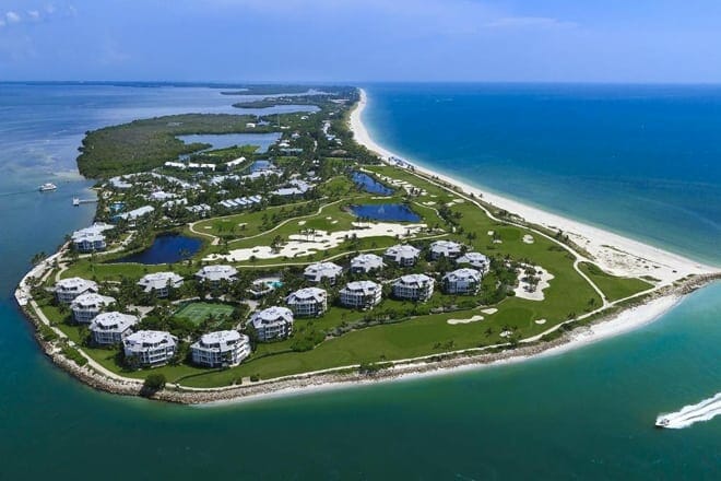 Harbourside Hotel at South Seas Island Resort (Captiva)