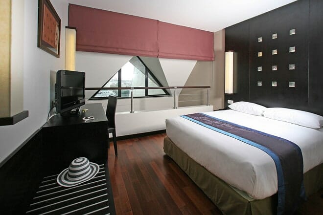 hotel tahiti nui &mdash; papeete