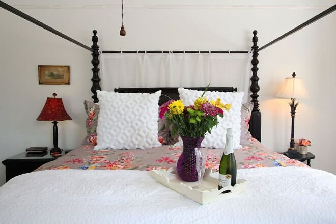 Hoyt House Bed & Breakfast