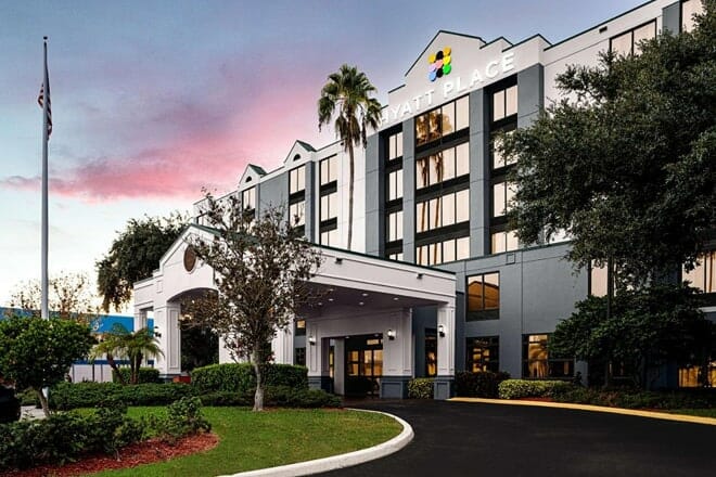hyatt place lakeland center