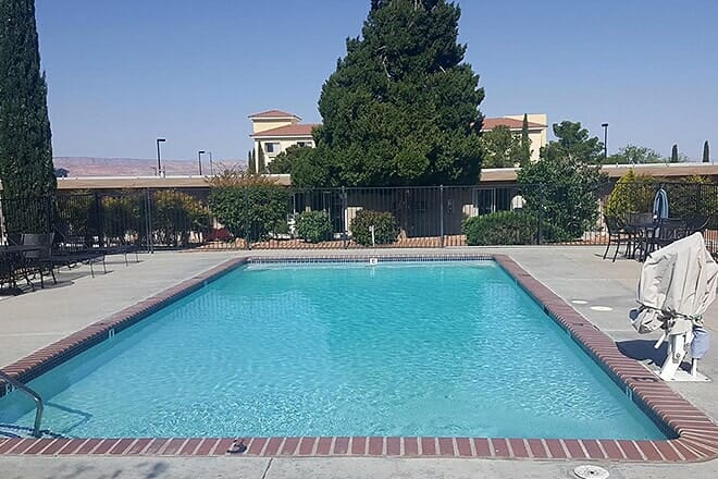 lake powell canyon inn