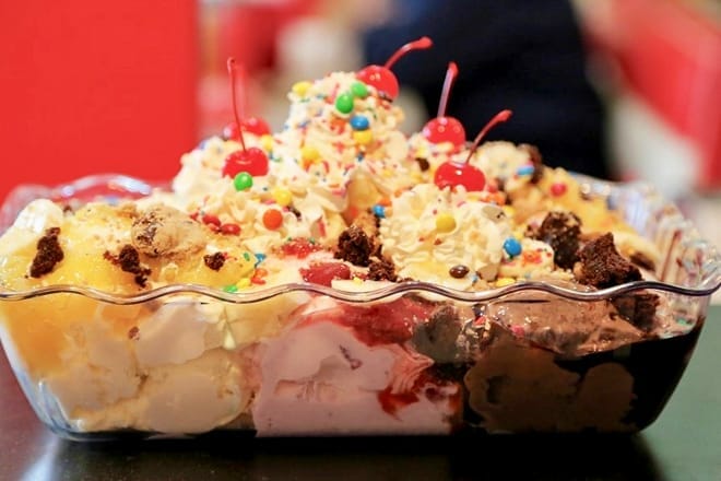 mel&rsquo;s hard luck diner