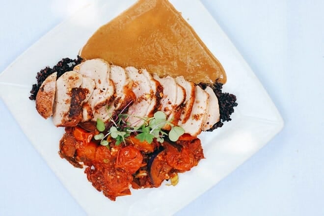 Novo Restaurant & Lounge