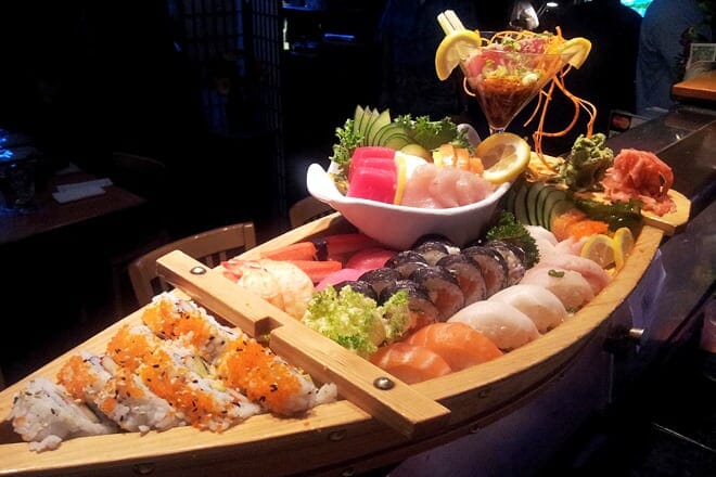 num thai restaurant and sushi bar