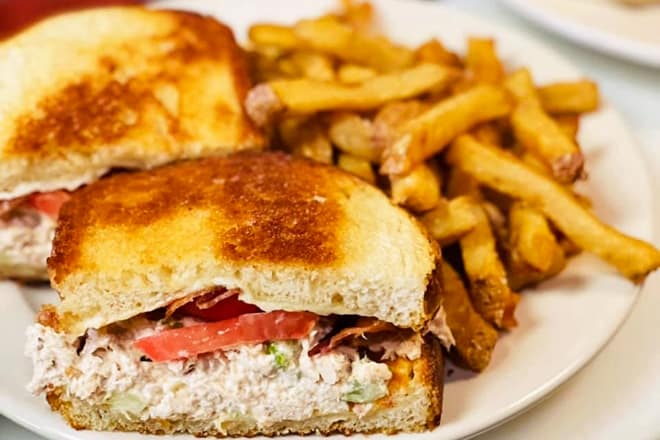 pour judgement bar and grill