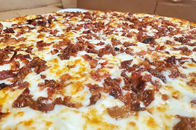 rocco&rsquo;s ny style pizza by mama d&rsquo;s house