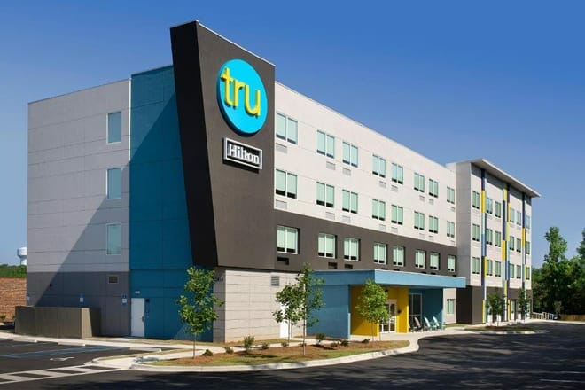tru by hilton tallahassee central