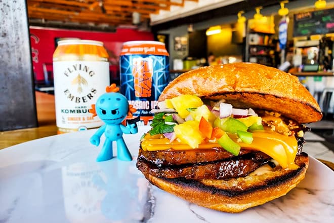 yellow city street food