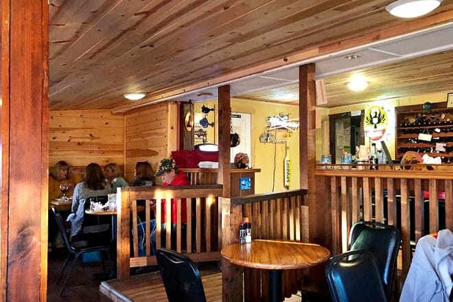 beach station street grill