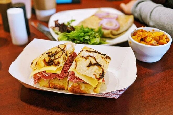 Big Mountain Deli & Creperie