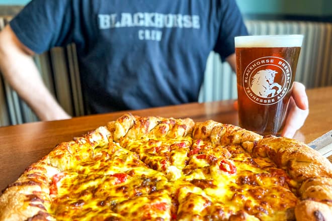 Black Horse Pub & Brewery