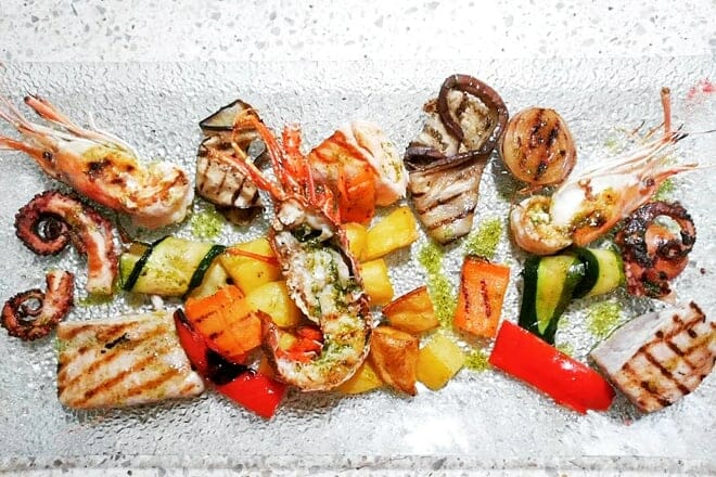 Bliss Restaurant Lounge Bar and Pool