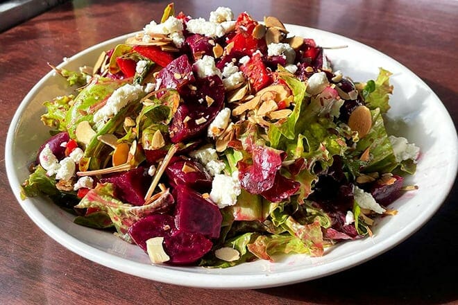 Caf&eacute; Genevieve