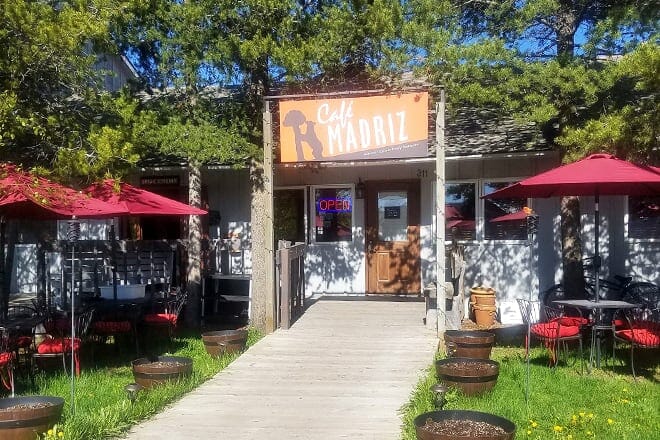 caf&eacute; madriz (permanently closed)