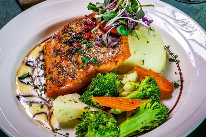 Chena's Alaskan Grill