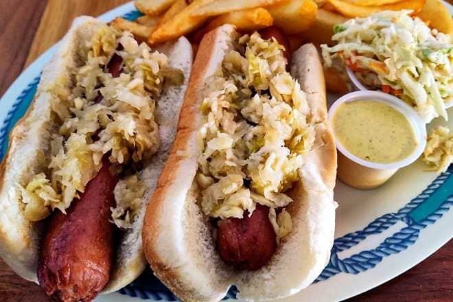 fish tales market and eatery