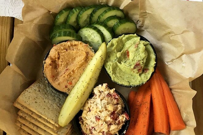 friendly falls food & stuff