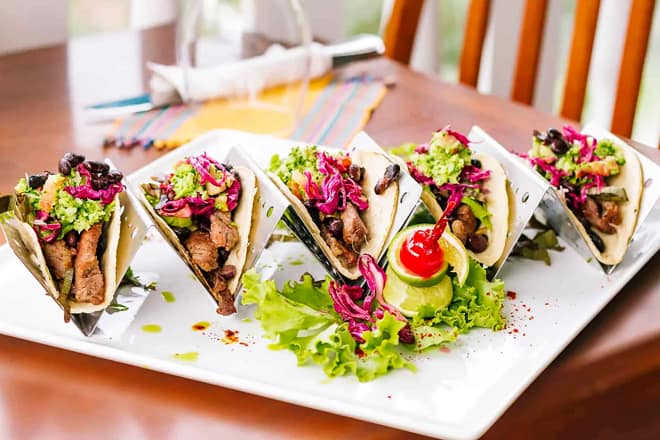 guava limb caf&eacute;