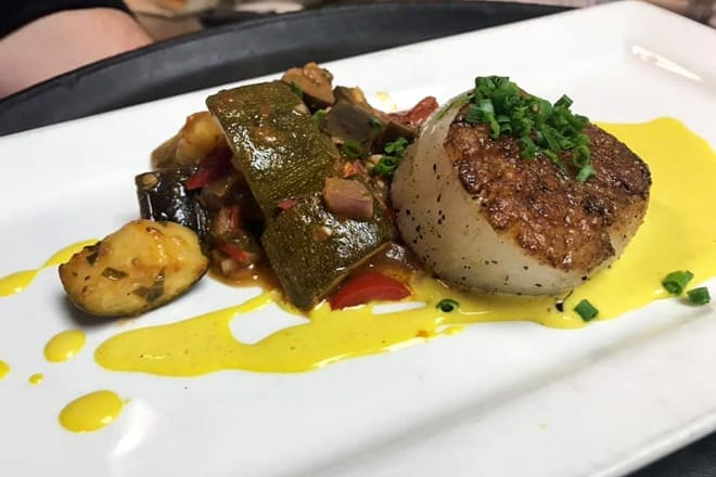 local chop and grille house