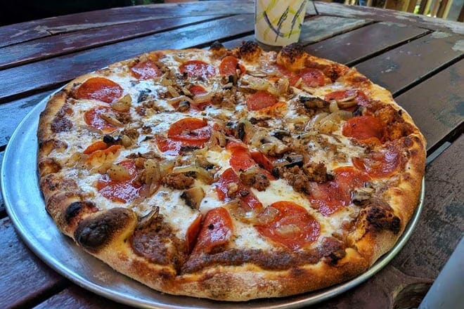 LouEddie's Pizza