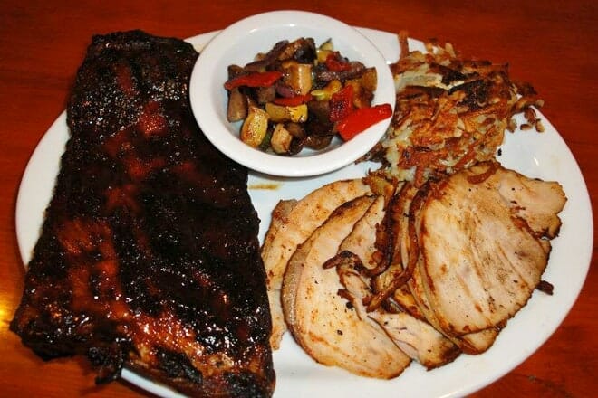 Mountainside Smokehouse & Grill