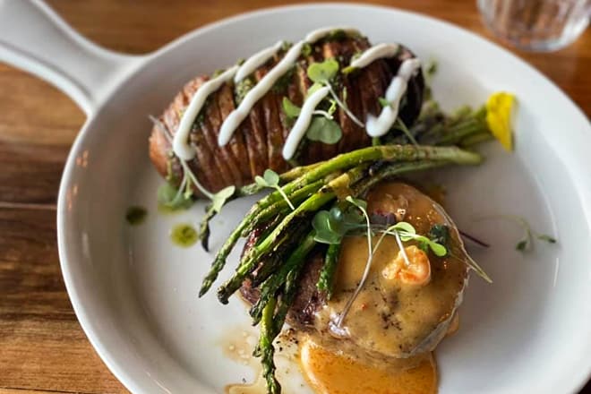 paisley pig gastropub