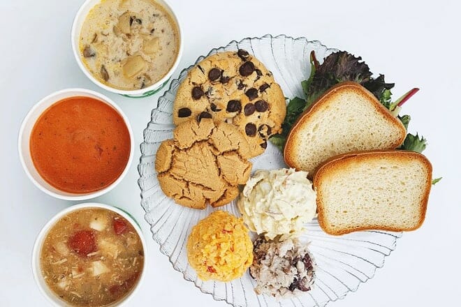 picnic cafe and dessertery