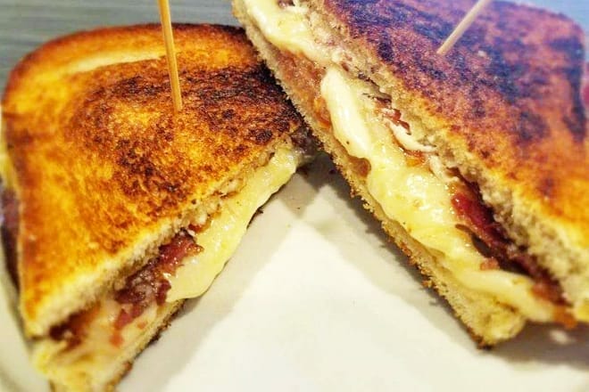 Red Dog Coffee and Cafe