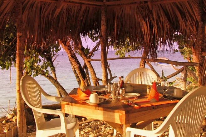 sky beach &mdash; hopewell